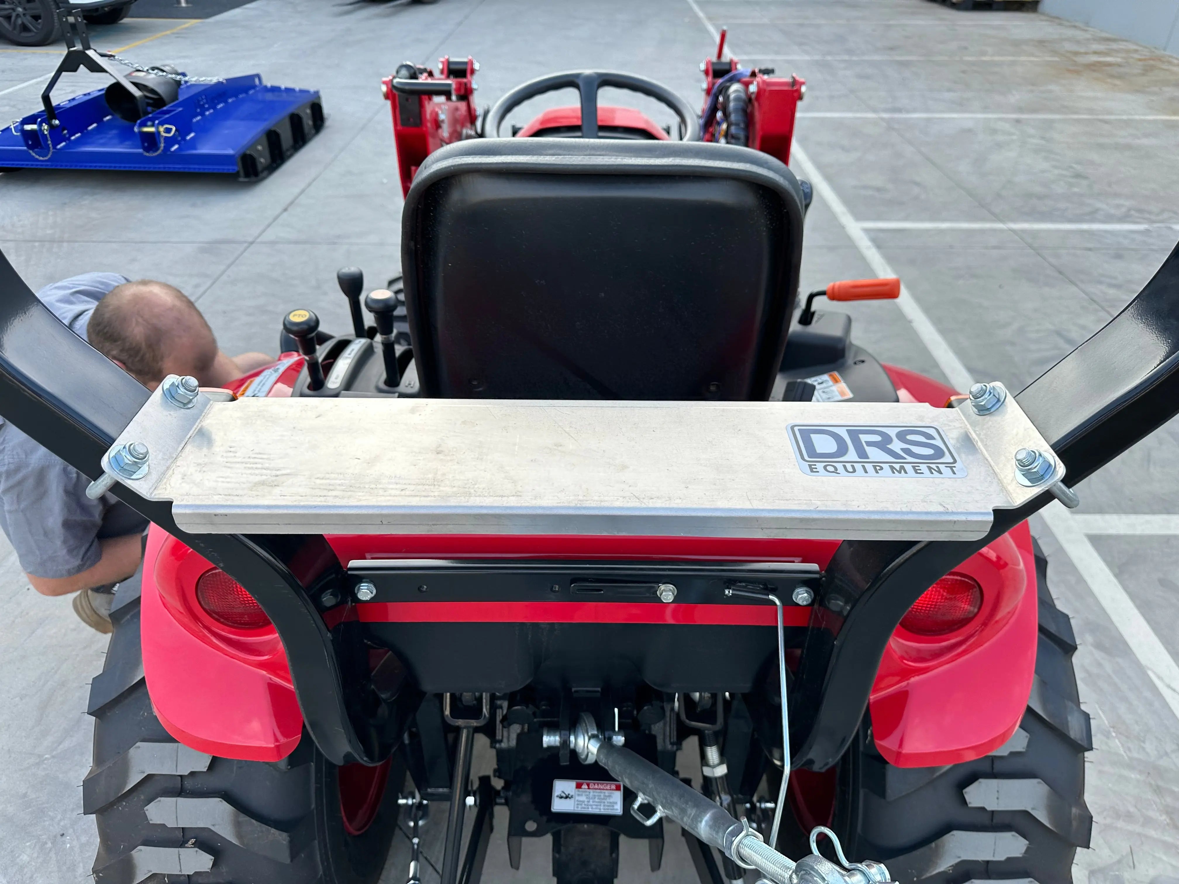DRS Equipment Tool Box Holder – Tannertrack Pty Ltd