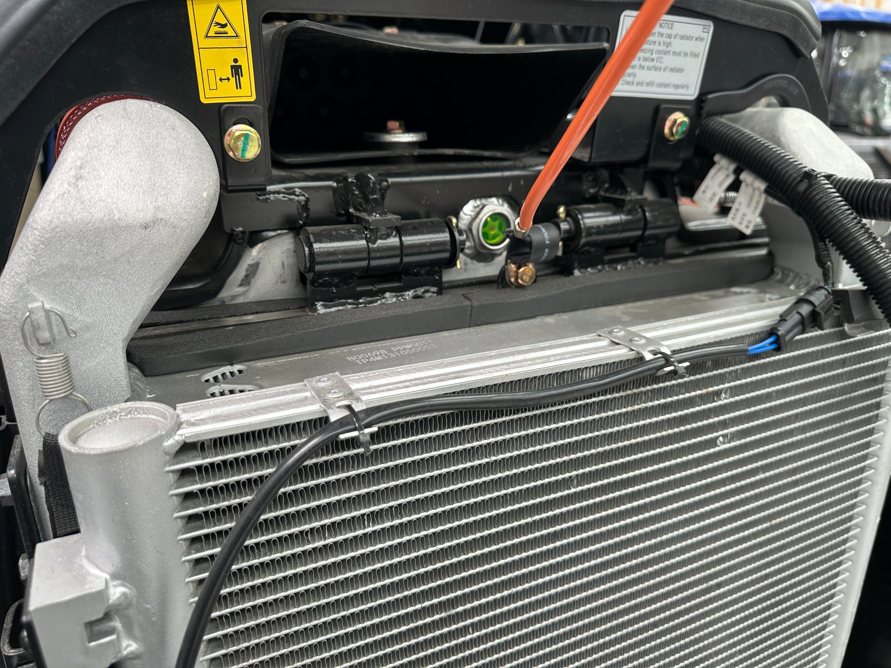 LOVOL P4110, 110hp Power Shuttle Cabin Tractor