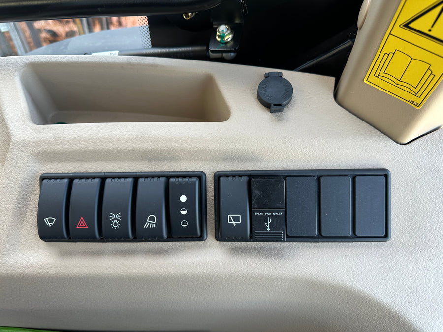 LOVOL P4000, 100hp Synchromesh Shuttle