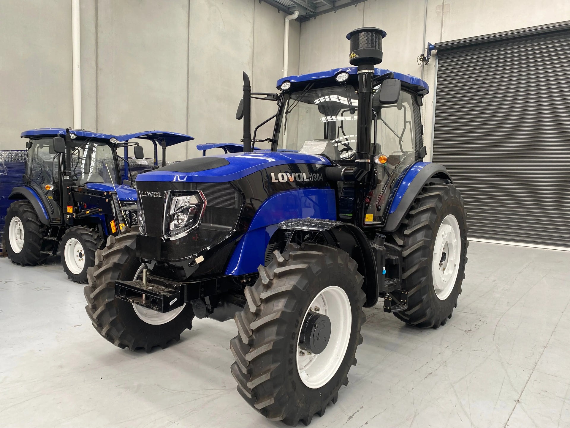 LOVOL M1304 TQ, 130hp Cabin Tractor – Tannertrack Pty Ltd